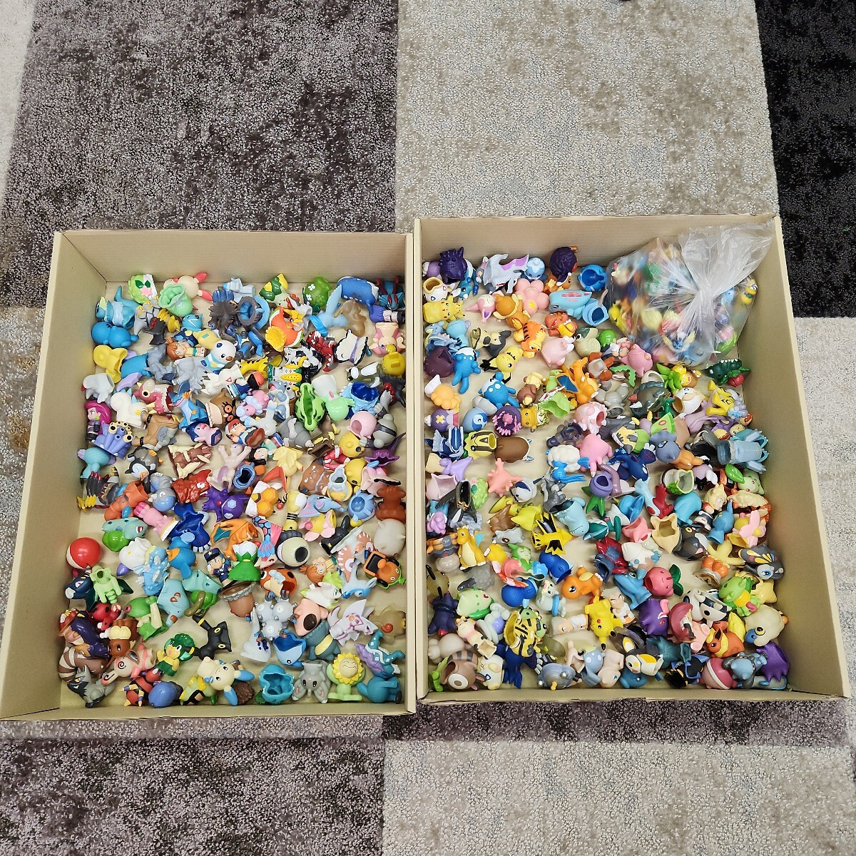 【やや傷や汚れあり】ポケモン 指人形 モンコレ フィギュア 大量まとめ 324体 POKEMON finger puppet etc 324p 任天堂 BANDAI TOMY ミニソフビ 初期 ...