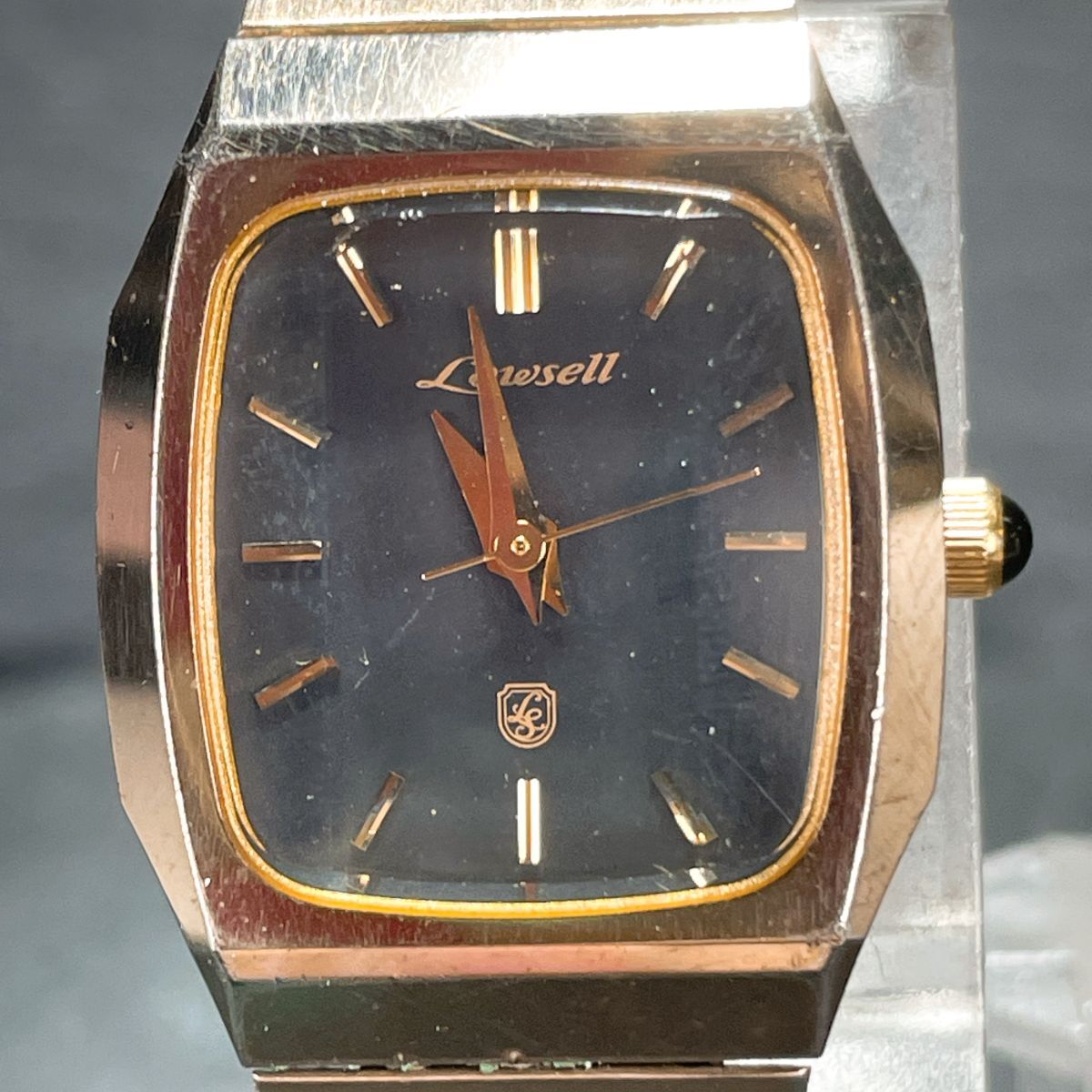 【目立った傷や汚れなし】美品 Lowsell ローゼル LS82 腕時計 アナログ クオーツ 3針 ブラック文字盤 メタルバンド ゴールド ...