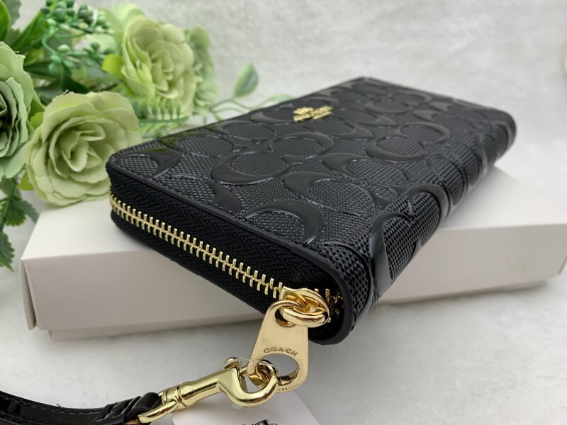 【未使用】コーチ 財布 COACH 長財布 シグネチャー アコーディオン ストラップ付き ブラック ロング ジップ ウォレット 男女兼用 新品未使用 C357の落札情報詳細 - Yahoo ...