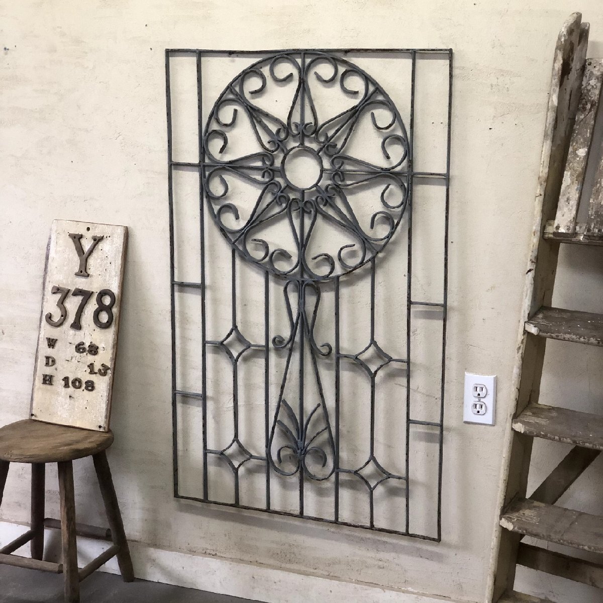 【傷や汚れあり】Y-378 W68×H108 大型アンティーク アイアン フェンス 鉄格子 間仕切り ケージ 外構 ガーデニング トレリス 窓防犯 柵 stkの落札情報詳細 - Yahoo ...