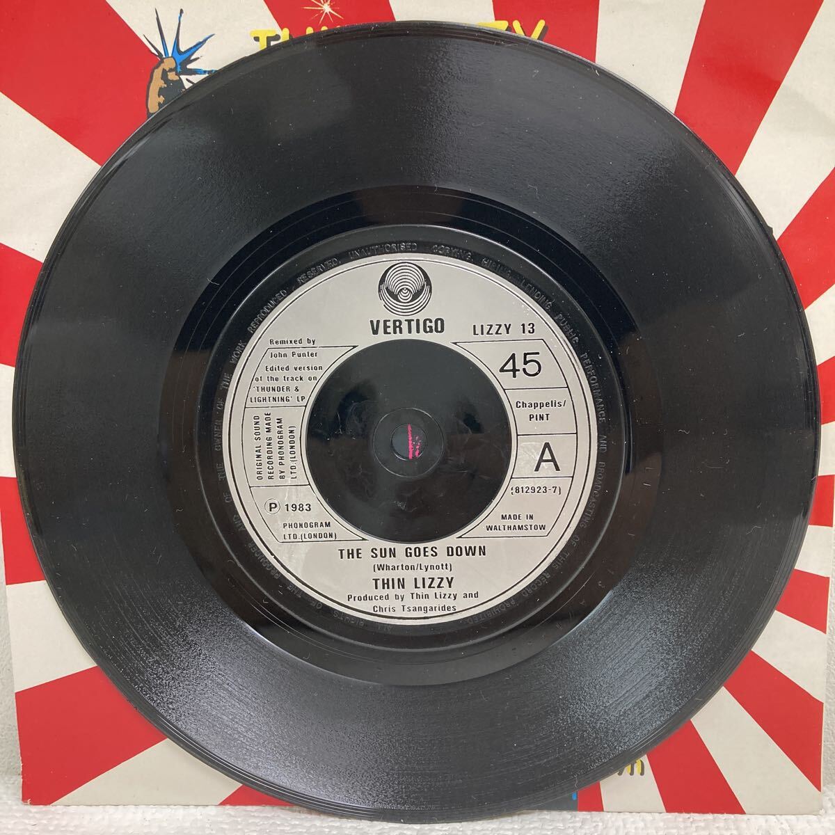 【やや傷や汚れあり】I0905A5 THIN LIZZY The Sun Goes Down EP レコード アナログ 7インチ LIZZY ...