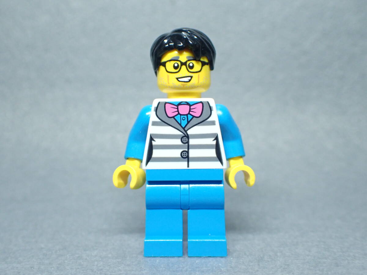 【やや傷や汚れあり】LEGO★157 正規品 男性 男の人 ミニフィグ 同梱可 レゴ シティ タウン 街の人 男 女 子供 蝶ネクタイ スーツ ...