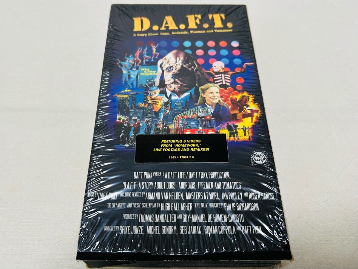 【目立った傷や汚れなし】D.A.F.T.★a story about dogs,androids,fireman and tomatoes ...