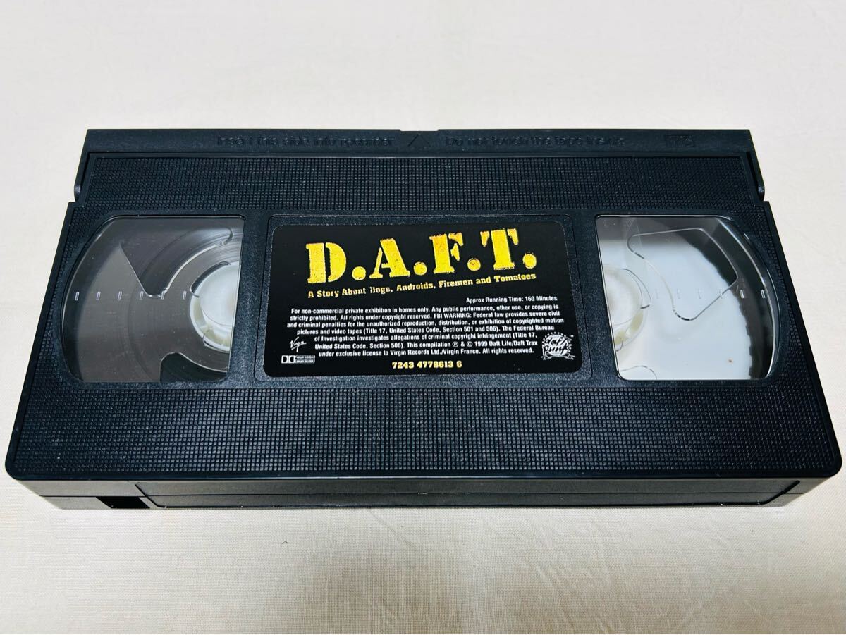 【目立った傷や汚れなし】D.A.F.T.★a story about dogs,androids,fireman and tomatoes ...