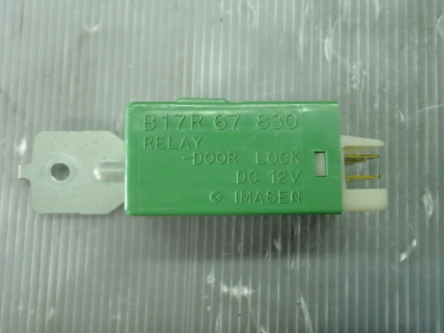Y【2619】平成20年式 バネット ボンゴ SK82VN ドアロックリレー RELAY-DOOR LOCK B17R67830 棚Y4の落札情報詳細 - ヤフオク落札価格検索 オークフリー