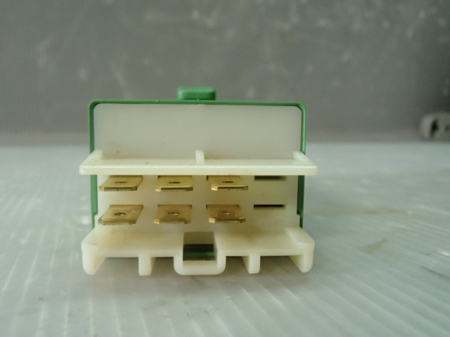 Y【2619】平成20年式 バネット ボンゴ SK82VN ドアロックリレー RELAY-DOOR LOCK B17R67830 棚Y4の落札情報詳細 - ヤフオク落札価格検索 オークフリー