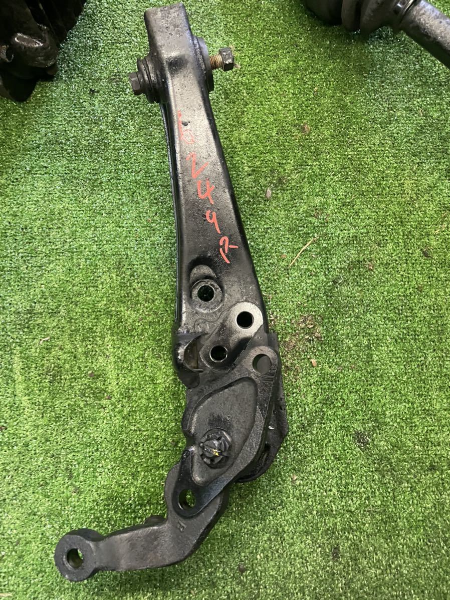 【傷や汚れあり】210605-6249 マツダ MAZDA コスモ HBSN2 12A ターボ フロント ロアアーム 右 (B)の落札情報詳細 ...