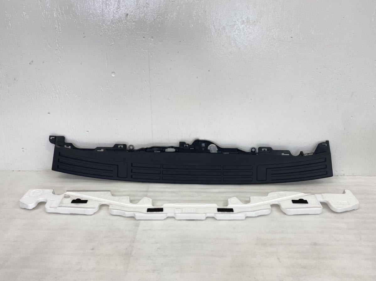 【目立った傷や汚れなし】4a26 ランドクルーザー プラド TRJ150W 後期 純正 リアバンパー ステップ エネルギー 52162 ...