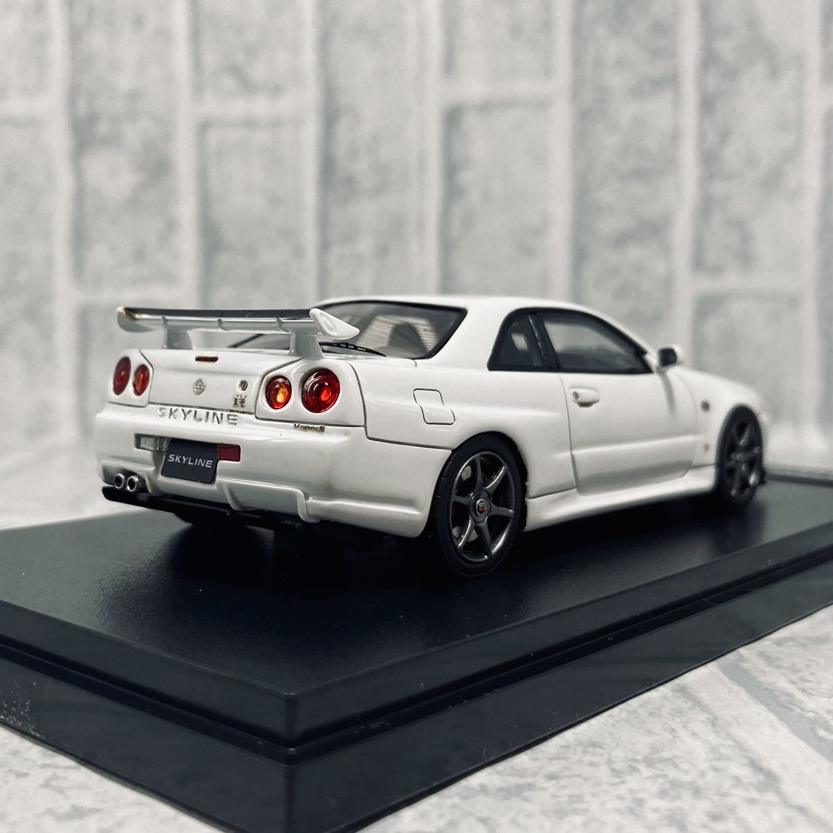 【やや傷や汚れあり】[絶版品]希少モデル ホビージャパン MARK43 1/43 平成12年式 BNR34型 日産 スカイライン GT-R V ...