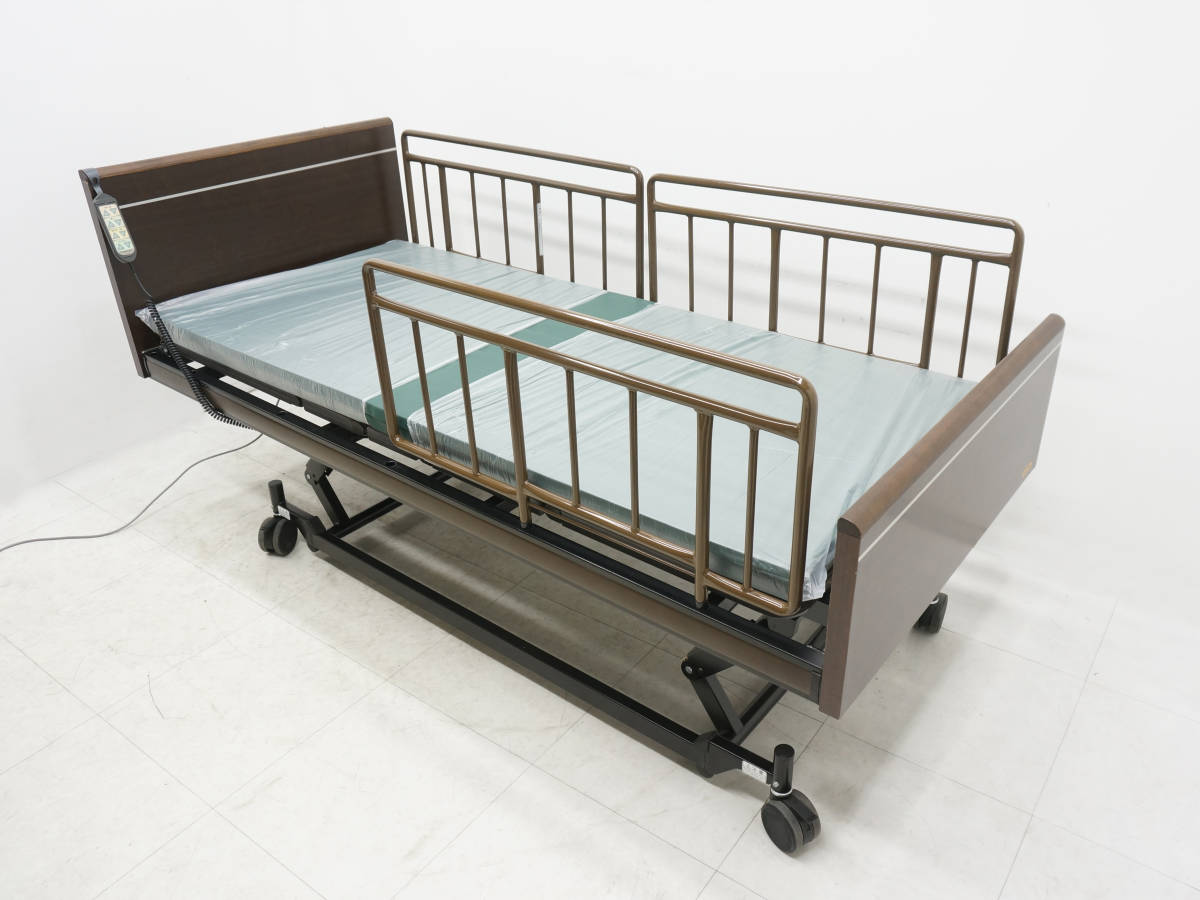 【やや傷や汚れあり】フランスベッド FB-033V L2 低床3モーターベッド 電動ベッド 介護ベッド マットレス・サイドレールセット キャスター付の落札情報詳細 - Yahoo!オークション ...