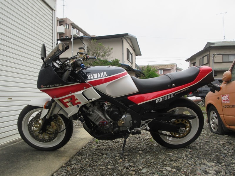 【傷や汚れあり】ガレージ保管!! 大変綺麗!! ヤマハ FZ750 カスタム車 1FM改 2GH 3GM 1000cc公認車? 倒立Fフォーク ブレンボ ヨシムラマフラー 現状車 即決の落札 ...
