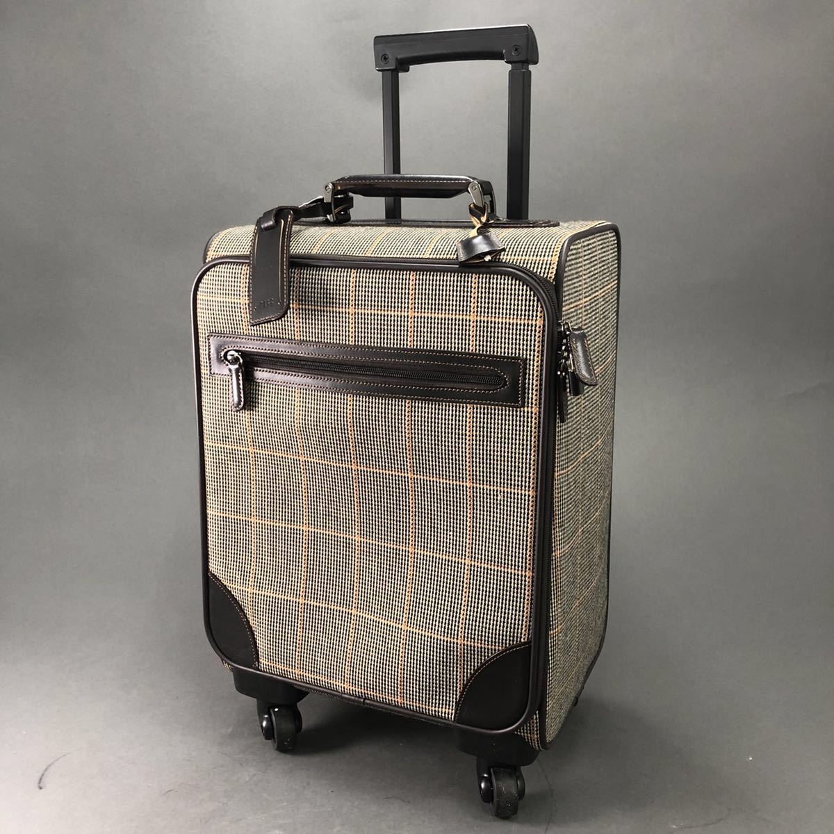 【目立った傷や汚れなし】Da27 DAKS ダックス キャリーケース スーツケース トロリーバッグ チェック柄 機内持ち込み 旅行 出張に♪ ...