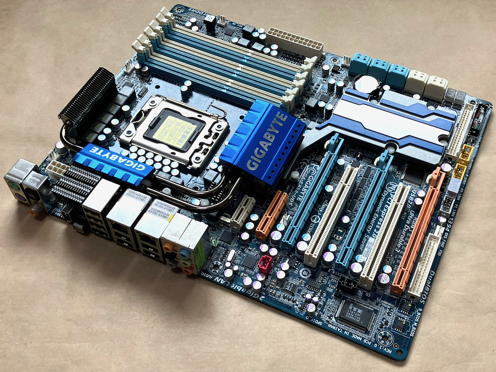 【未使用に近い】中古マザボード、GIGABYTE GA-X58A-UD5、Socket 1366の落札情報詳細 - Yahoo!オークション落札価格検索 オークフリー