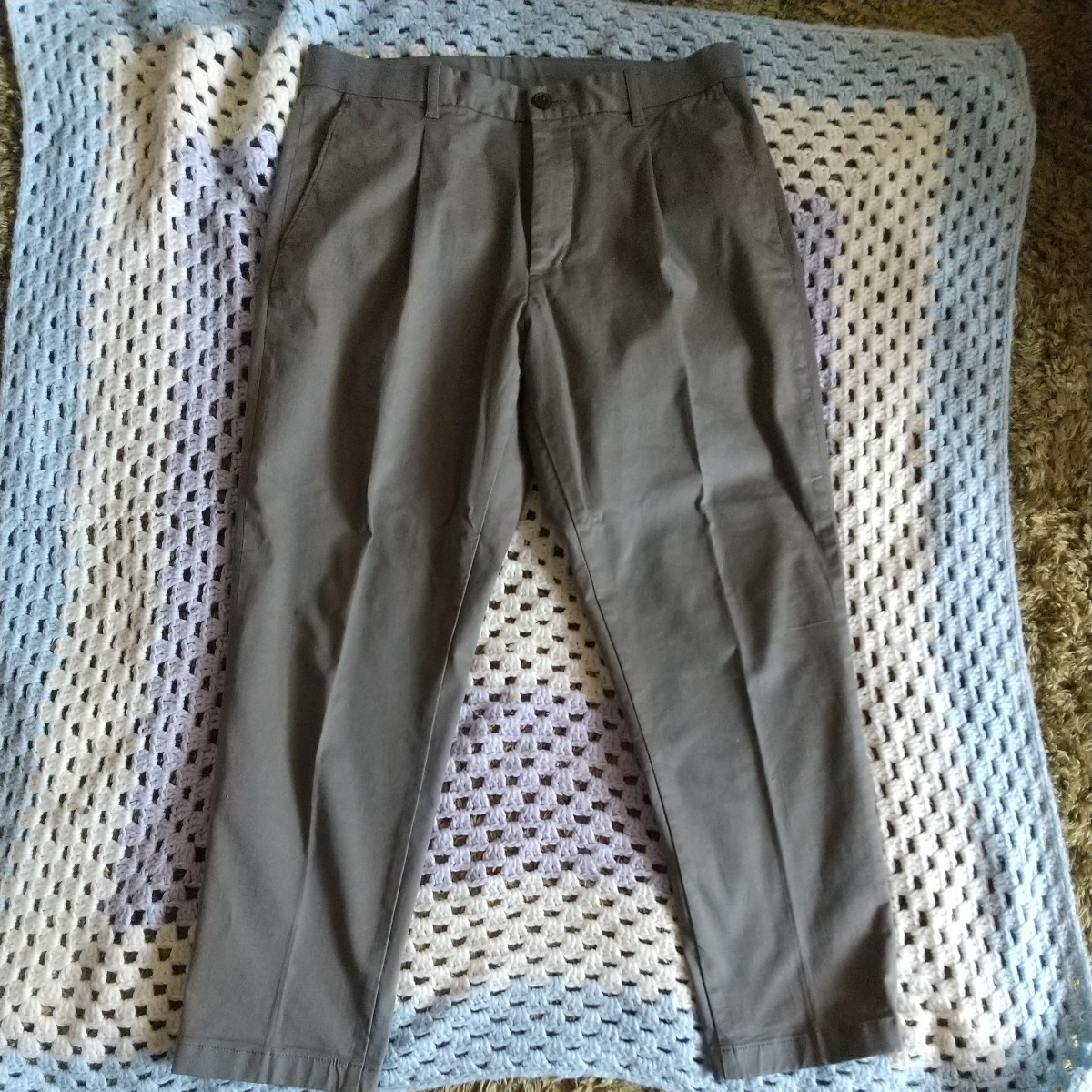 【目立った傷や汚れなし】UNIQLO ユニクロ メンズ イージーアンクルストレッチパンツ (321-409547) size: L (ウエスト ...