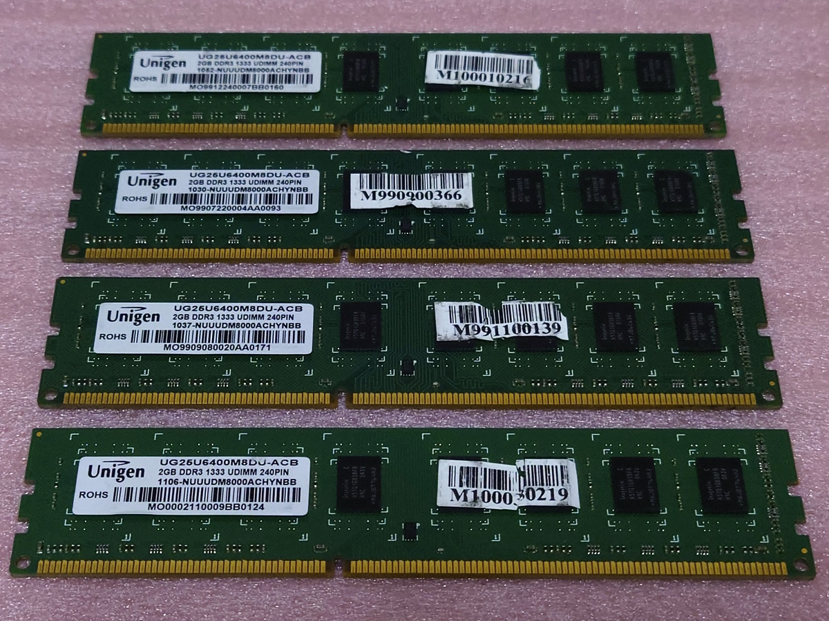 【やや傷や汚れあり】 Unigen UG25U6400M8DU-ACB 4枚セット *PC3-10600U/DDR3-1333 Hynixチップ 240Pin DDR3 SDRAM 8GB ...