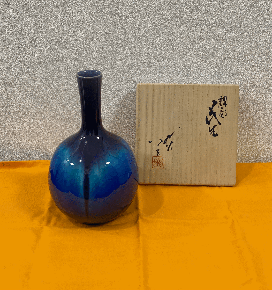 【未使用】1円〜 三代 徳田八十吉 九谷焼 耀彩 花入 花瓶 花器 共箱 骨董品 高さ約17cm 茶道具 華道具の落札情報詳細 - Yahoo!オークション落札価格検索 オークフリー