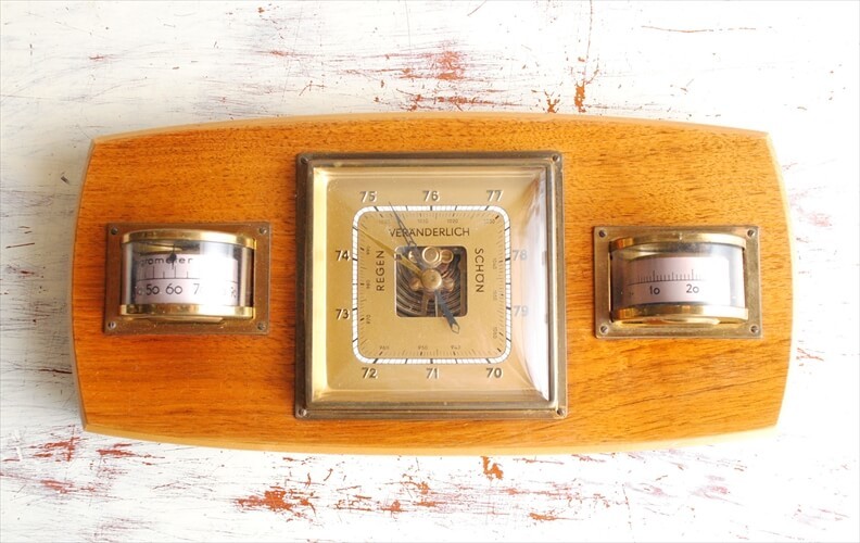 【目立った傷や汚れなし】ドイツ製 木製の壁掛け温度計 湿度計 気圧計 サーモメーター ミッドセンチュリー ヴィンテージ アンティーク ...