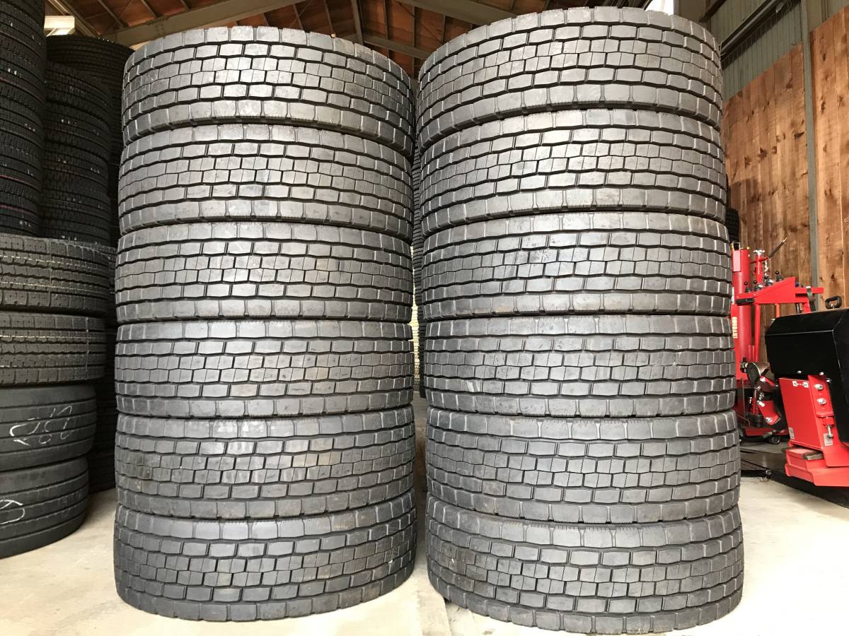 【目立った傷や汚れなし】 TW034 265/70R19.5 140/138J DUNLOP SP680【2022年製/MIXイボ付/新車外し ...
