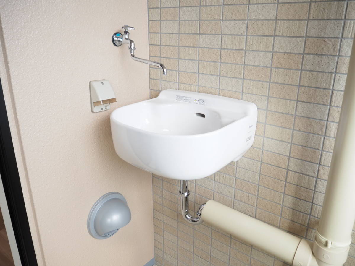 【未使用に近い】GC-2 モデルルーム展示品 TOTO スロップシンク SK500 カラン付き！の落札情報詳細 - Yahoo!オークション ...