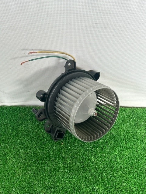 【やや傷や汚れあり】「0055」 DR17V クリッパー 日産 ニッサン ブロアモーター 51151-49440の落札情報詳細 - ヤフオク ...