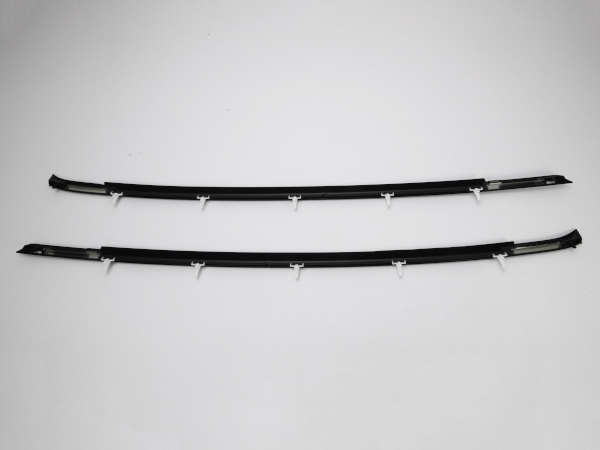 【未使用】マツダ 純正 ウィンドウモールディング RX-7 FD3S ベルトライン 左右セット FD01-50-640E FD01-50 ...