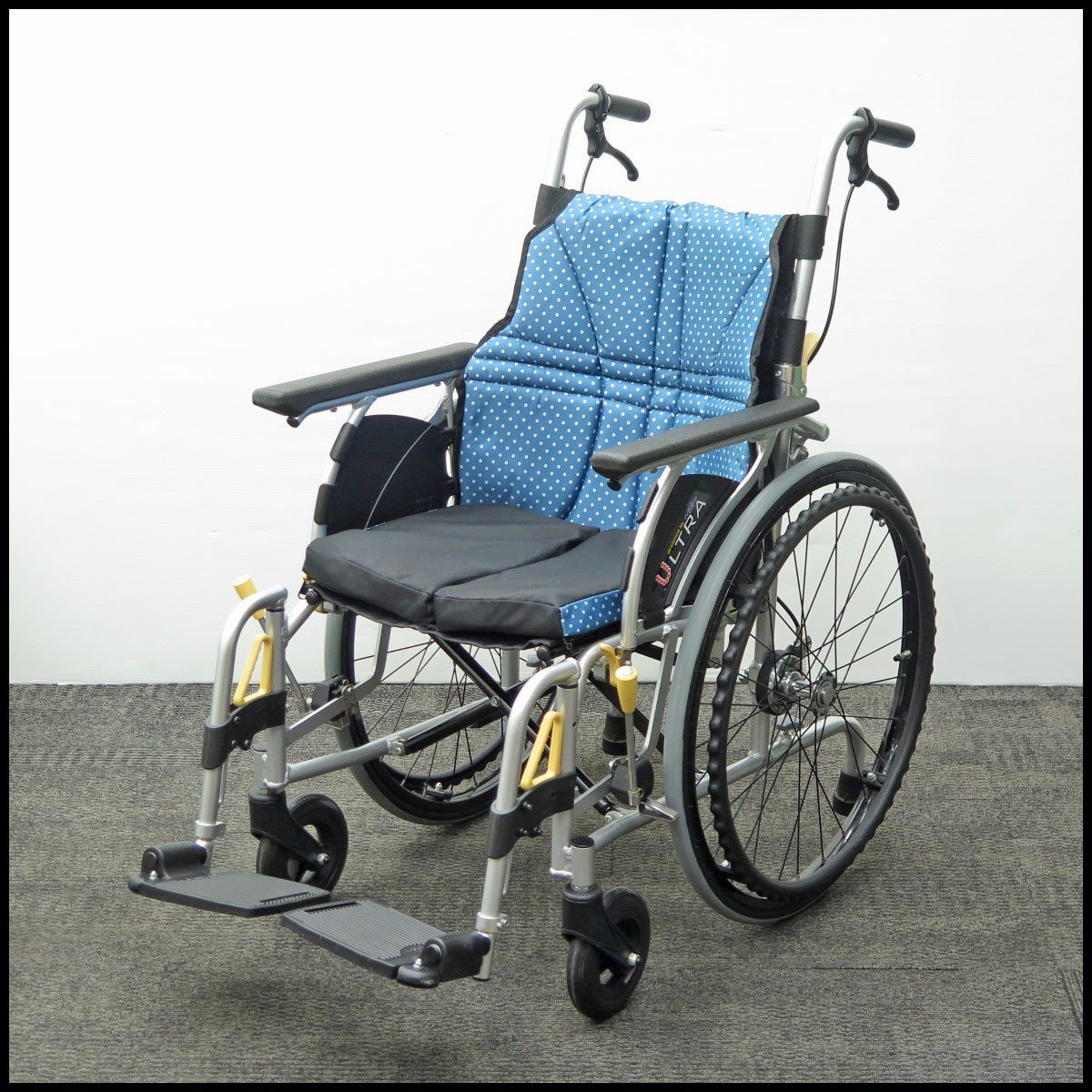 【傷や汚れあり】 NISSIN/日進医療器 多機能型 自走式車椅子 折りたたみ式 介助兼用 ULTRA ウルトラ NA-U2W らくらく3Dバックサポート 自走用車いすの落札情報詳細 ...
