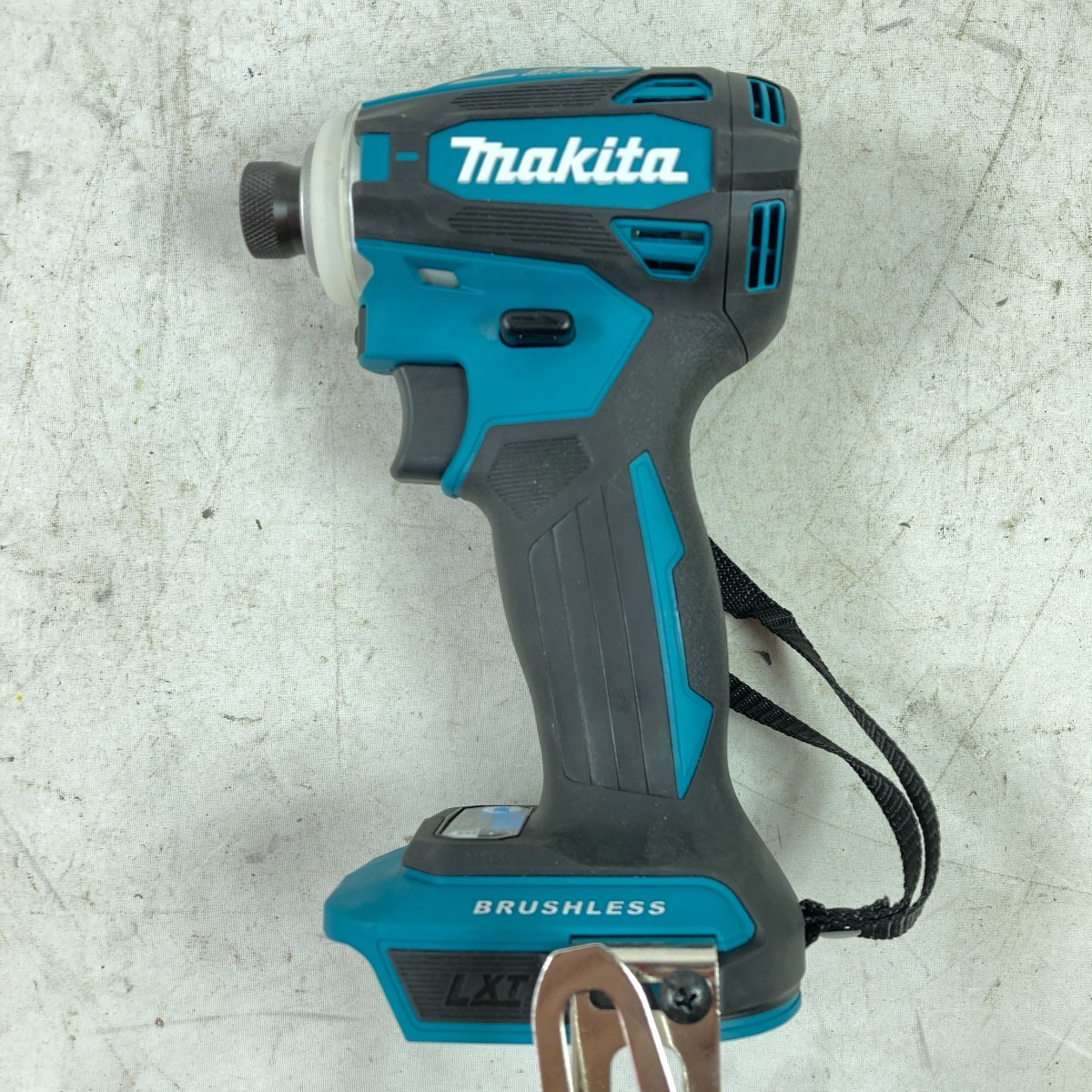 【目立った傷や汚れなし】＊＊ MAKITA マキタ 18V 充電式インパクトドライバ 本体のみ ※バッテリ・充電器なし TD172D ブルー 目立った傷や汚れなしの落札情報詳細 - Yahoo ...