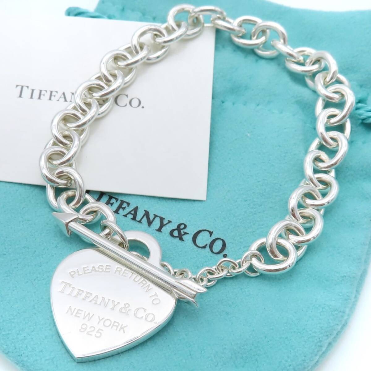 【目立った傷や汚れなし】【送料無料】 極希少 美品 Tiffany&Co. ティファニー リターントゥ ラブストラック ハート タグ ブレスレット Ag925 SV アロー 現行品 HE8の ...