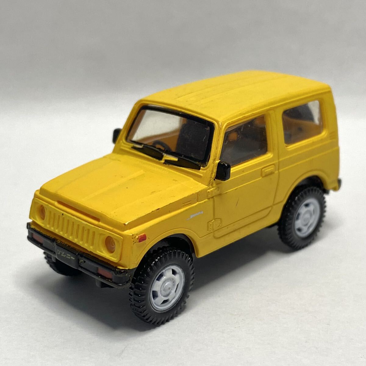 【やや傷や汚れあり】1/64 ジムニー SJ30 イエロー 黄色 ガチャ 模型 ミニカー スズキの落札情報詳細 - ヤフオク落札価格検索 オークフリー