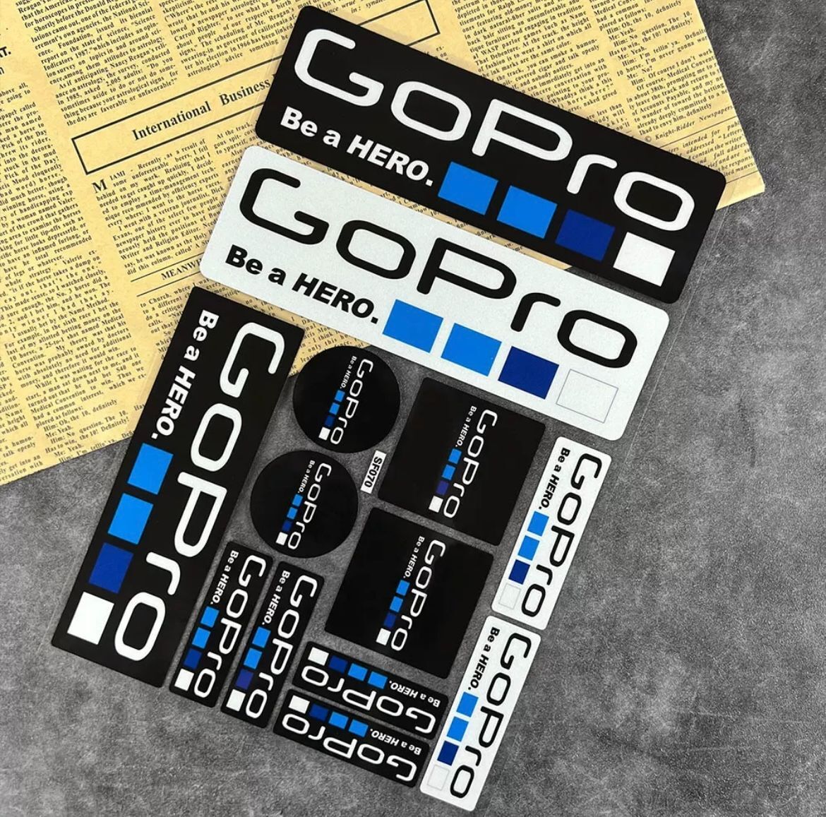 【未使用】★アウトレットセール★新品 MotoGP RACING 反射 GoPro LOGO 19 x 29 cm レーシング ステッカー ...