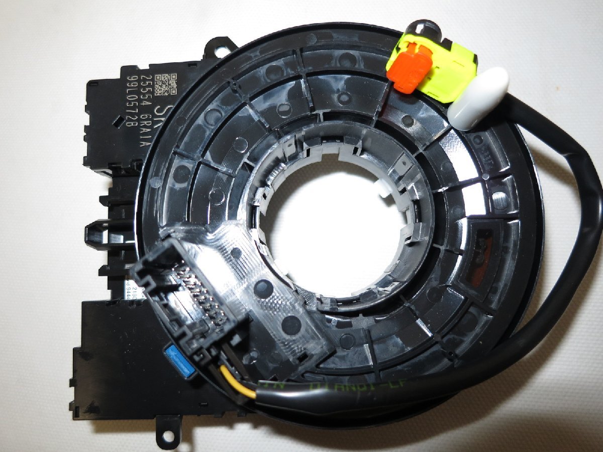 【やや傷や汚れあり】ノート E13 スパイラルケーブル 16-16-3-8 ピン 25554 6RA1A 255546RA1A 舵角センサー ...