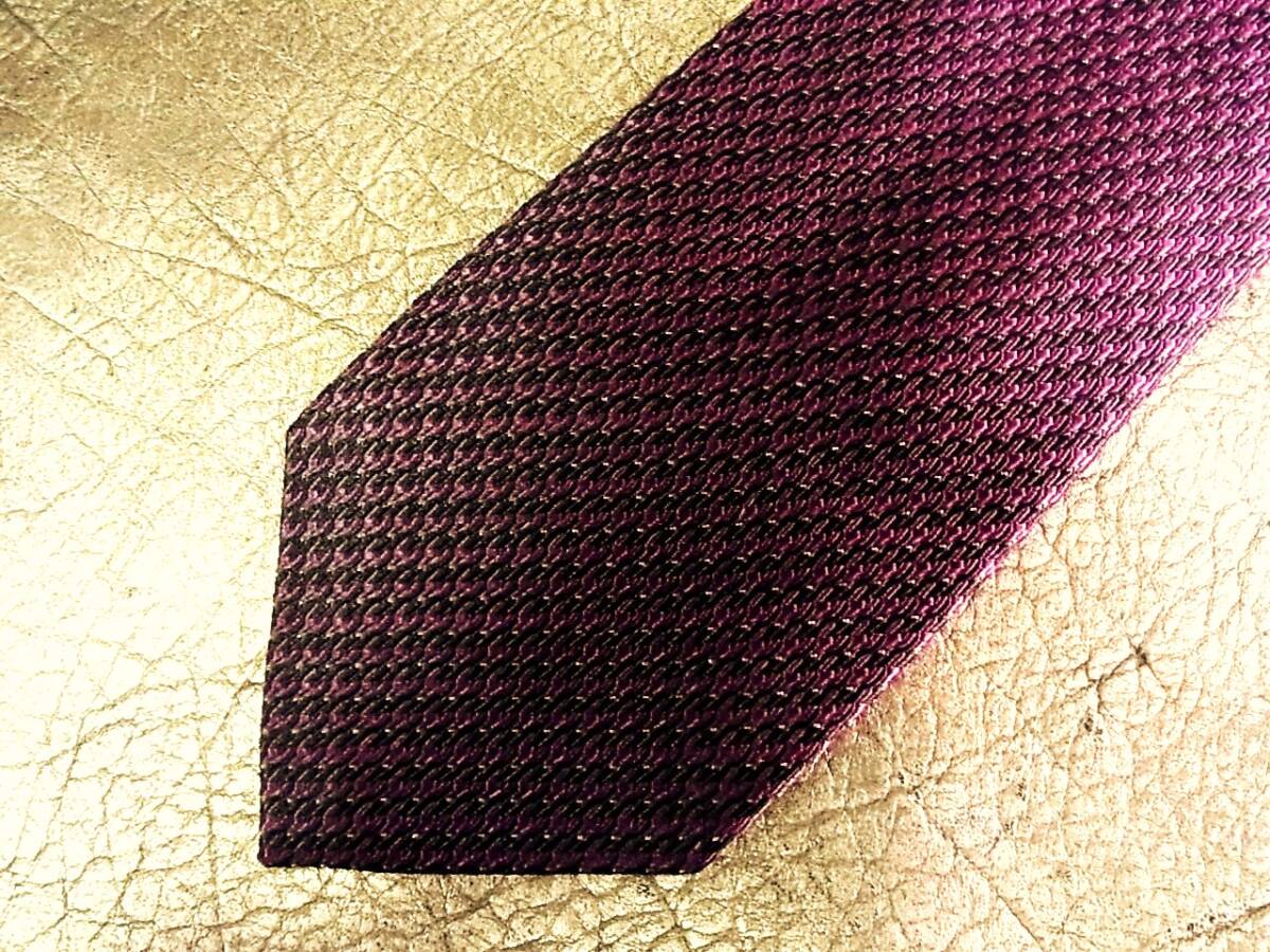 【目立った傷や汚れなし】♪№H1816良品♪【人気の細8.1㎝】【Black on TETE HOMME】テットオム♪ネクタイ♪ナロータイ♪の ...
