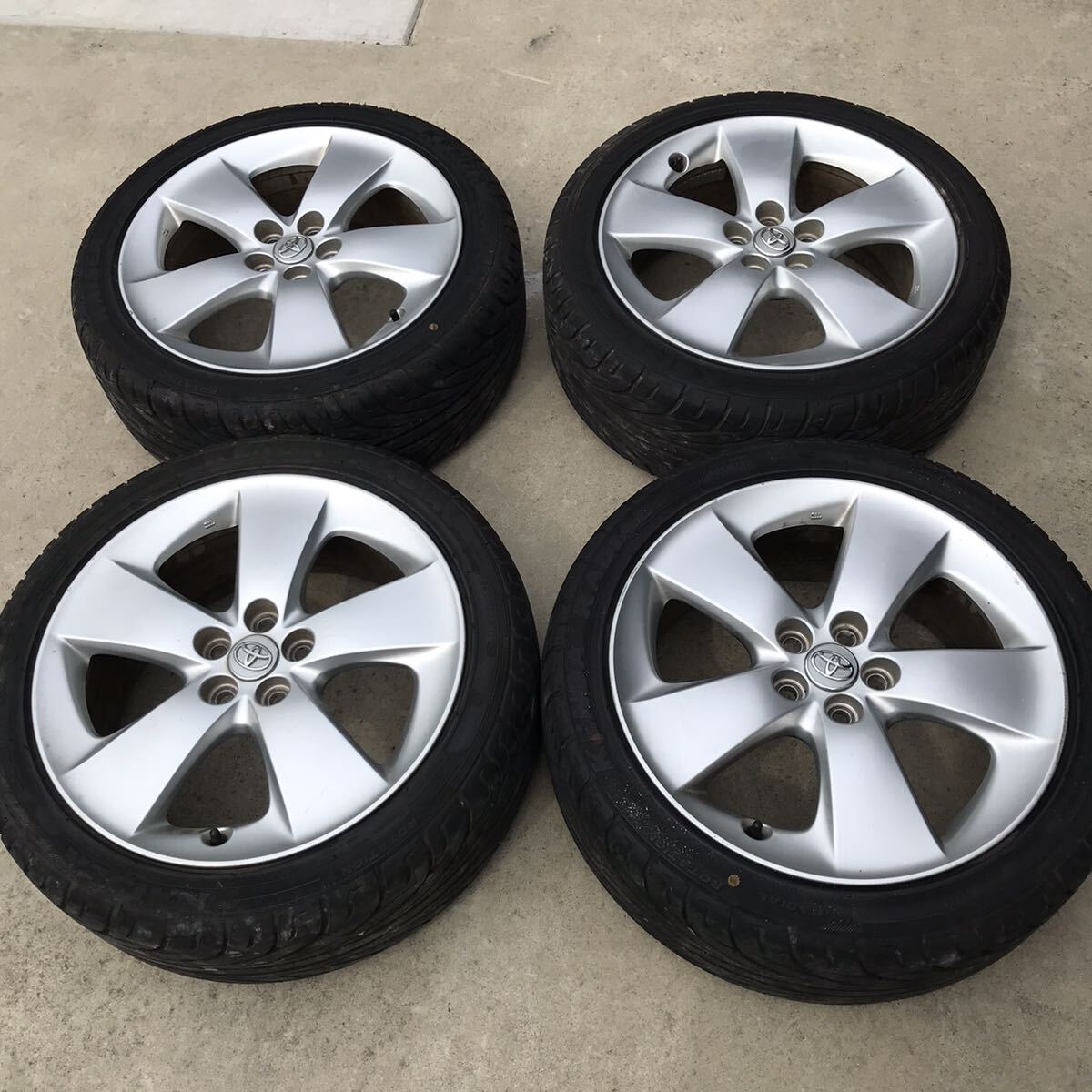 【目立った傷や汚れなし】トヨタ 純正 ZVW 30 35 プリウス アルミ pcd100 タイヤホイール RAYS エンケイ ENKEI 215/45/17 バリ山 G S ツーリングの落札 ...