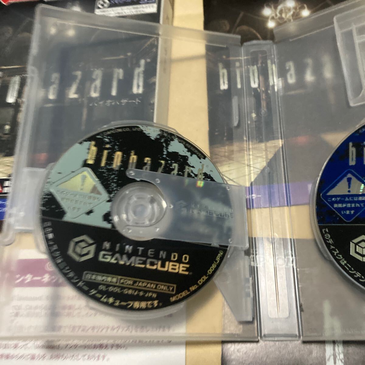 【やや傷や汚れあり】送料無料 GC ゲームキューブ バイオハザード 箱 説明書等付 GAMECUBE NINTENDO biohazard ...