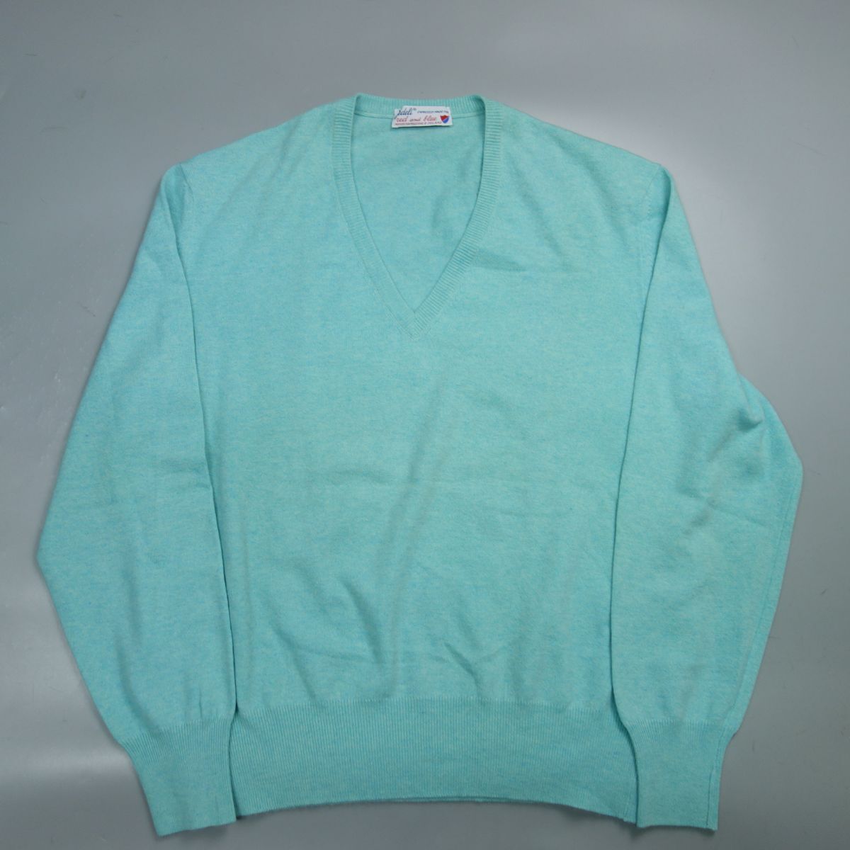 【未使用】FEDELI クルーネック ニット セーター 46 フェデーリ 最高級 カシミヤ100％ 生地 ハイゲージ ブラック 定価8万 イタリアの落札情報詳細 - Yahoo!オークション ...