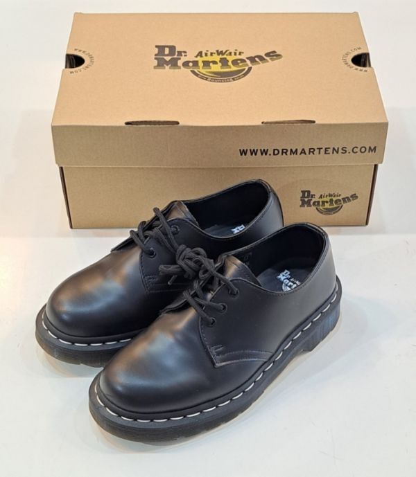 【未使用に近い】7096 Dr.Martens ドクターマーチン 1461 ホワイトステッチ 3ホールシューズ APAC限定 ブラック UK3(22.0cm) 箱付きの落札情報詳細 ...