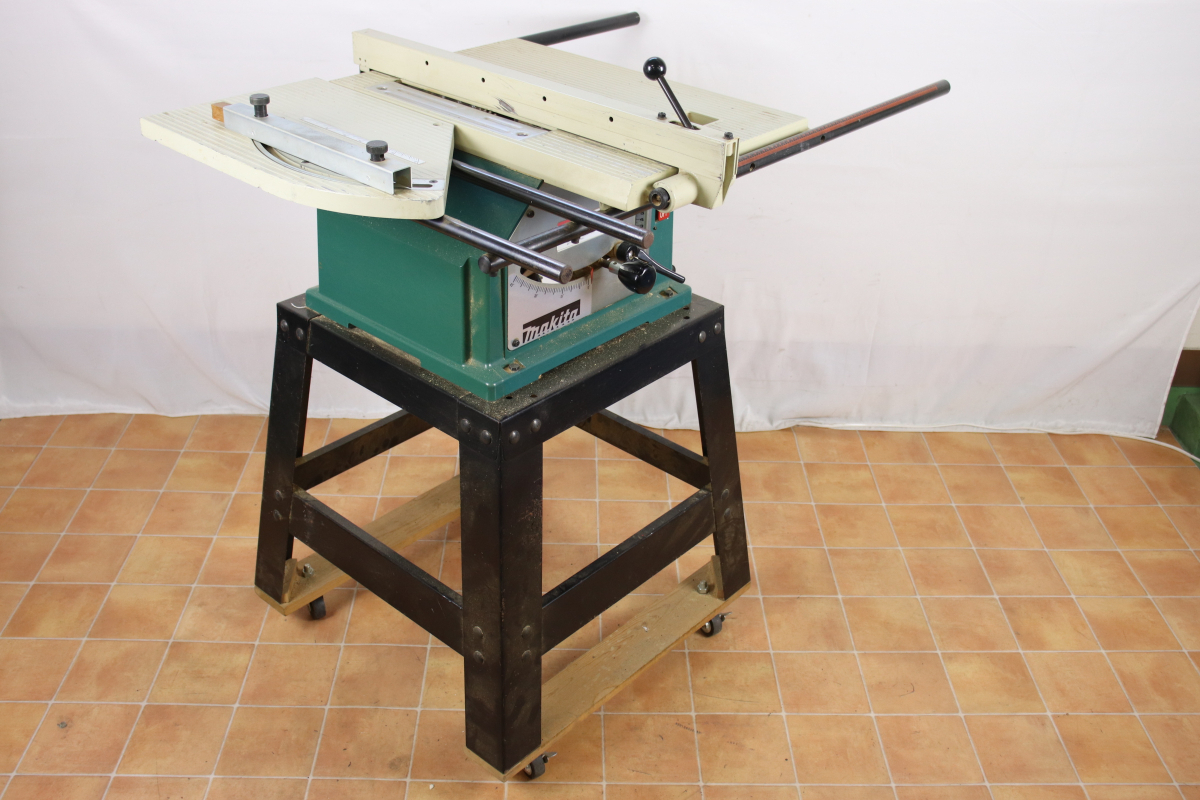 【やや傷や汚れあり】【通電OK】makita 2711 マキタ マルノコ盤 丸ノコ 電動工具 加工 切断 木工_MJI_B1112-J00Fの落札情報詳細 - Yahoo!オークション落札価格 ...