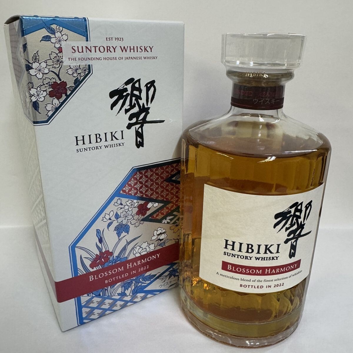 【傷や汚れあり】ALC403-SK12-942 未開栓 SUNTORY サントリー 響 HIBIKI BLOSSOM HARMONY ブロッサムハーモニー 2022 ウイスキー 700ml ...