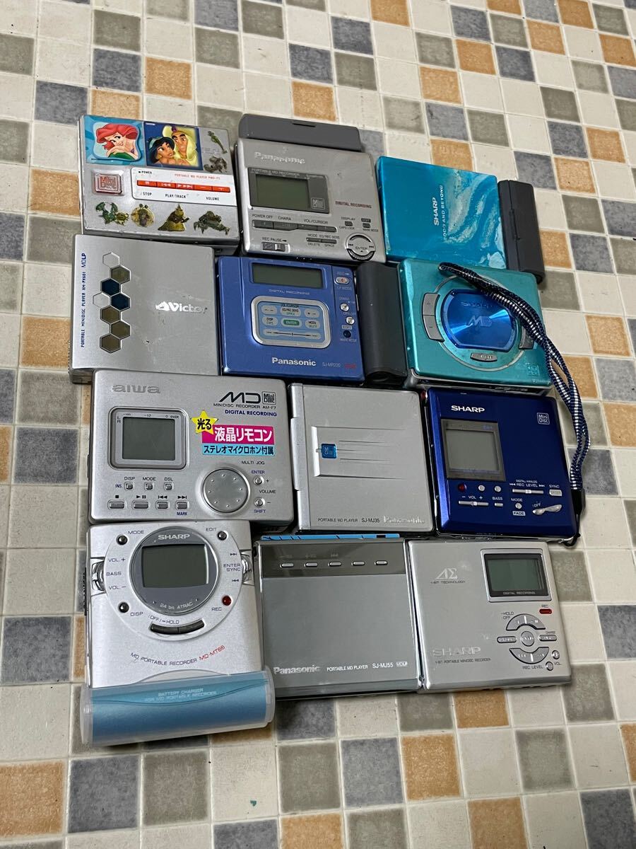 【やや傷や汚れあり】24 個 まとめSONY ソニー Panasonic SHARP シャープ KENWOOD VICTOR PIONEER ポータブルMDプレーヤー MDウォークマン まとめ ...