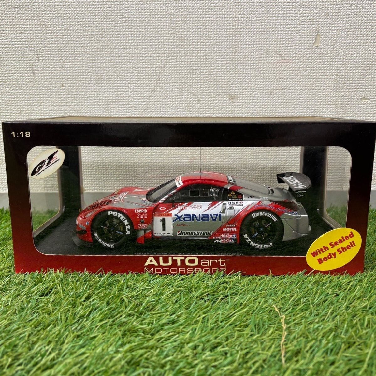 【目立った傷や汚れなし】【中古品】『12-815』1/18 オートアート 80477 日産 フェアレディ Z ザナヴィ ニスモ JGTC 2004#1 車 レーシングカー 模型の落札情報詳細 ...