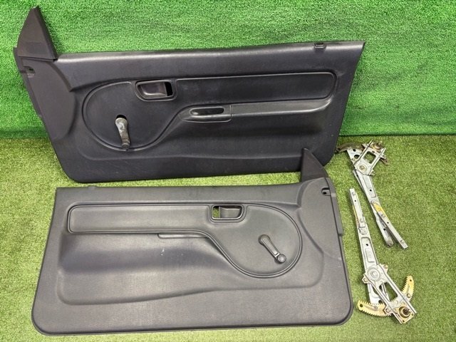 【傷や汚れあり】ヴィヴィオ KW3 ドアトリム レギュレーター 左右セット 送料【M1】個人宅直送不可の落札情報詳細 - Yahoo!オークション落札価格検索 オークフリー