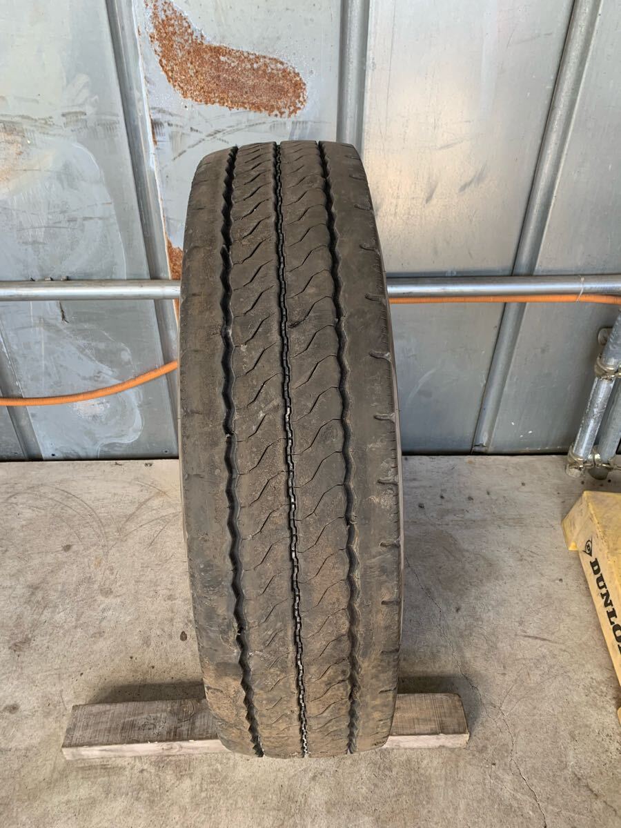 【やや傷や汚れあり】引取り可能！11R22.5 16PR BRIDGESTONE G539 24年製 9mm 1本 【B22】中古トラックタイヤの落札情報詳細 - Yahoo!オークション落札 ...