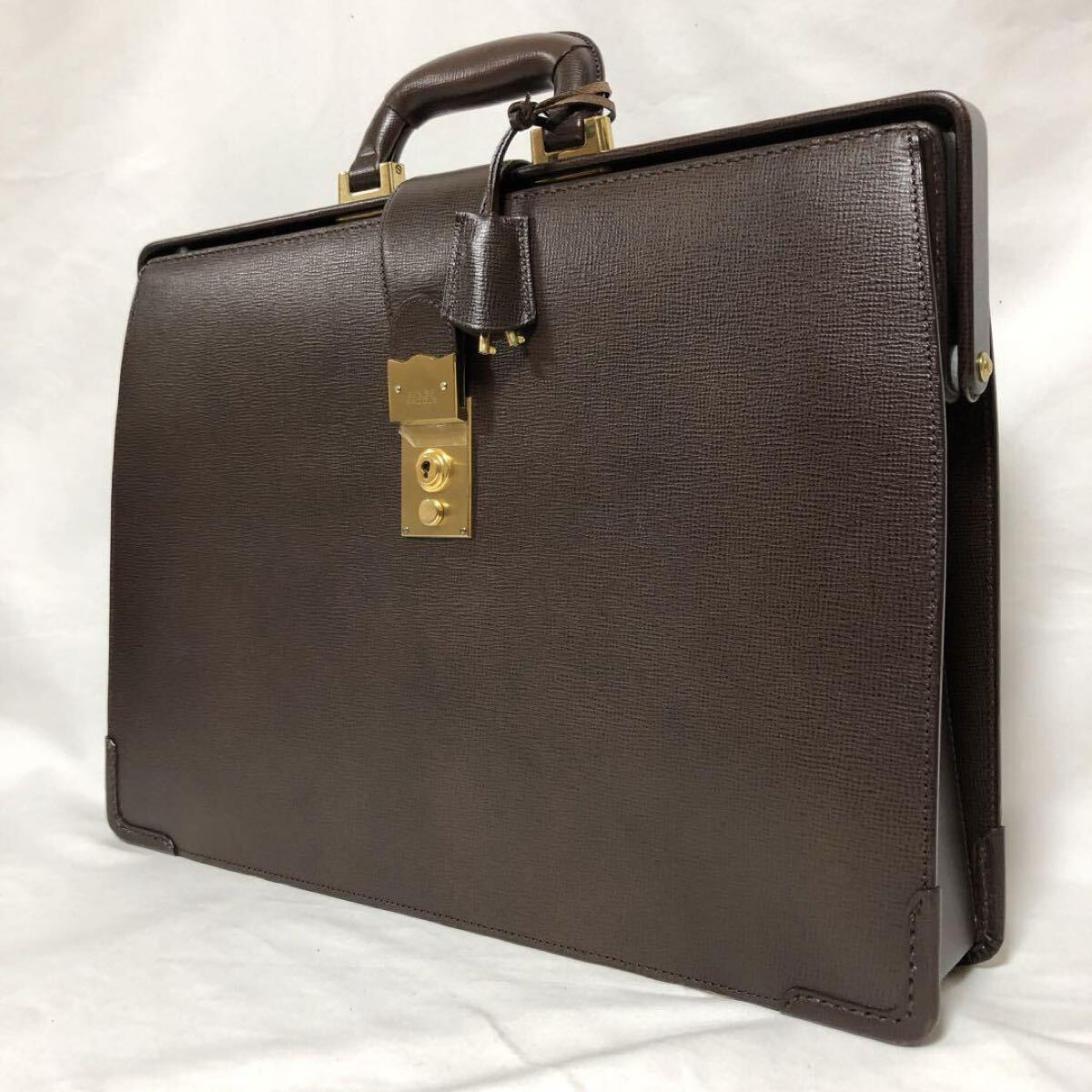 【目立った傷や汚れなし】[希少 極美品] SOMES SADDLE ソメスサドル 牛革 オールレザー 2way GUSTO メンズ ビジネスバッグ ブリーフケース 斜め掛け A4+PC 大容量 ...