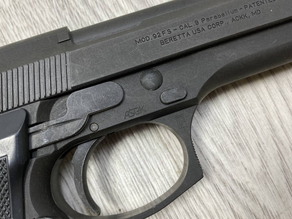 【傷や汚れあり】4/23★ASGKマーク有★ピエトロベレッタ PIETRO BERETTA MOD. 92FS CAL.9 Parabellum ガスガン【中古/現状品/動作未確認ジャンク】の ...