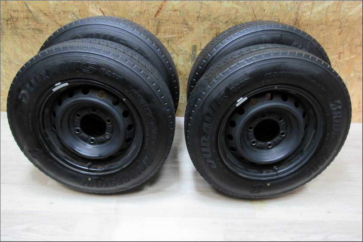 【傷や汚れあり】★6626★ブリヂストン 185/75R15夏 106/104N LTタイヤ★J15×6J・ET 33・穴 6・PCD 139.7 スチールホイールダイナ、ハイエース、レジアス ...