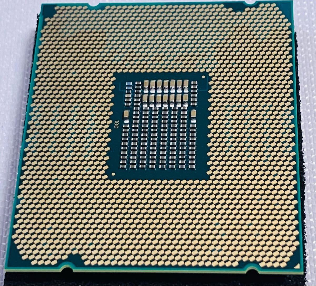 【やや傷や汚れあり】PCパーツ CPU★Intel XEON W-2245 SRH02 3.90GHZ★中古品 動作未確認の落札情報詳細 ...