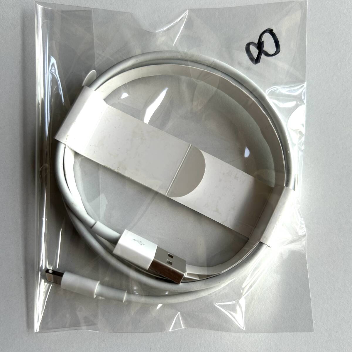 【傷や汚れあり】Apple 純正 iPhone ライトニングケーブル Lightningケーブル USB 充電ケーブル アイフォン ipad pro iPhone13 iPhone14 ...