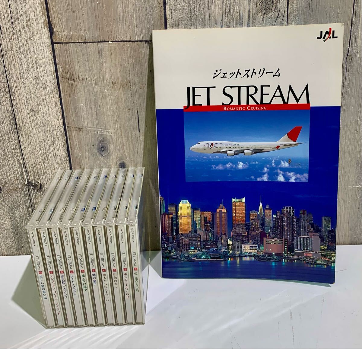 【未使用】新品 三菱 uni JET STREAM 4色ボールペン&シャープペン 2本セット スタジオジブリ ハウルの動く城 魔女の宅急便 ジェットストリームの落札情報詳細 - Yahoo ...