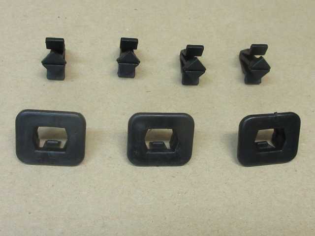 【未使用】CEDRIC/GLORIA Grille Retainer 430系後期 セドリック/グロリア フロントグリルクリップ・ベースセット ...