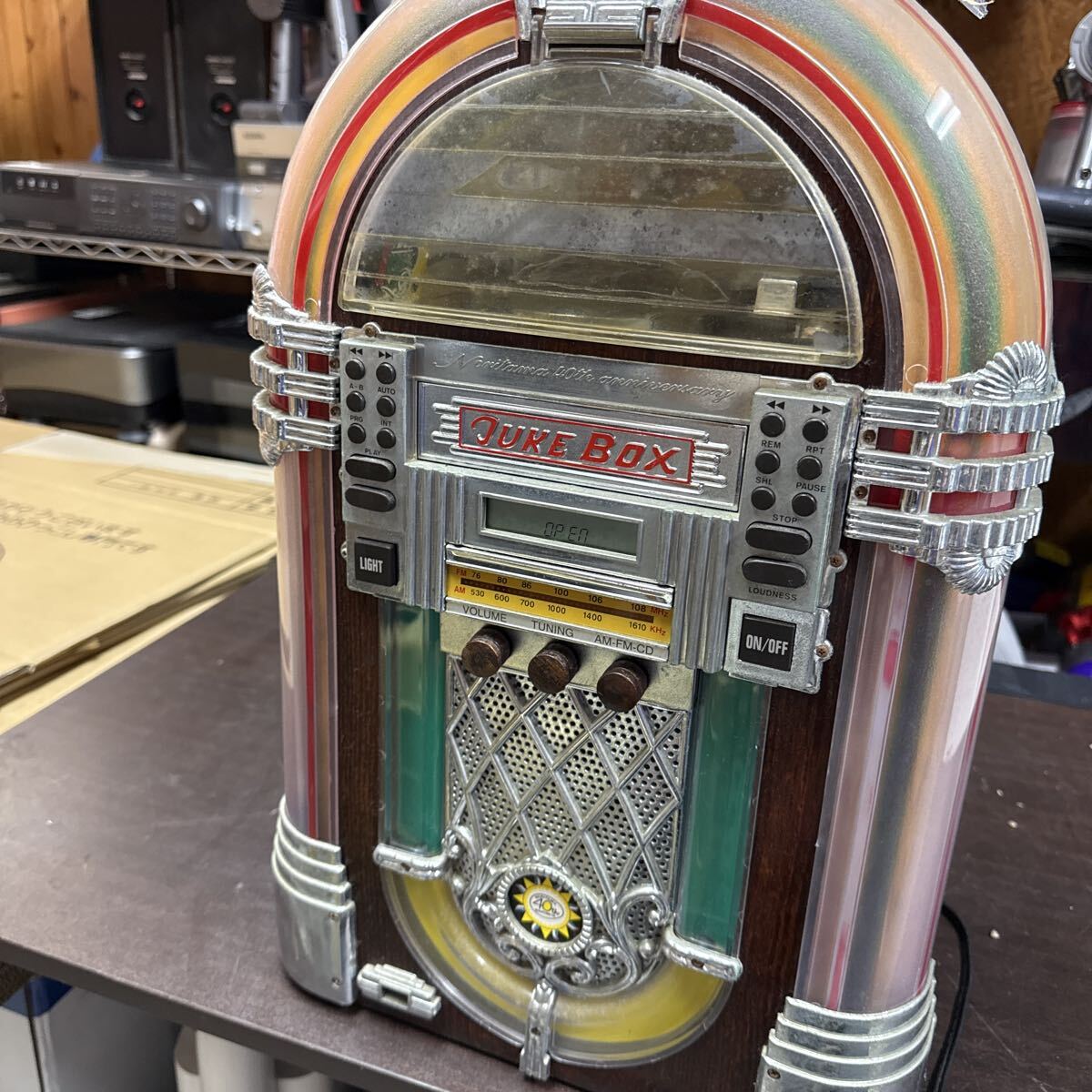 【傷や汚れあり】ジャンク JUKEBOX ジュークボックス型 CDプレーヤーEMA-003 音楽 オーディオ機器 オブジェ 電飾 音出し確認済 ...